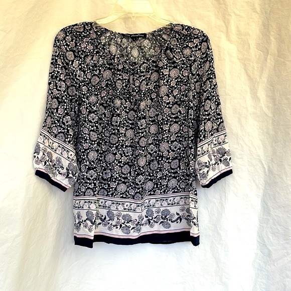 Ava Christine | Tops | Ava Christine Ladies Navy Whit And Pink Blouse ...